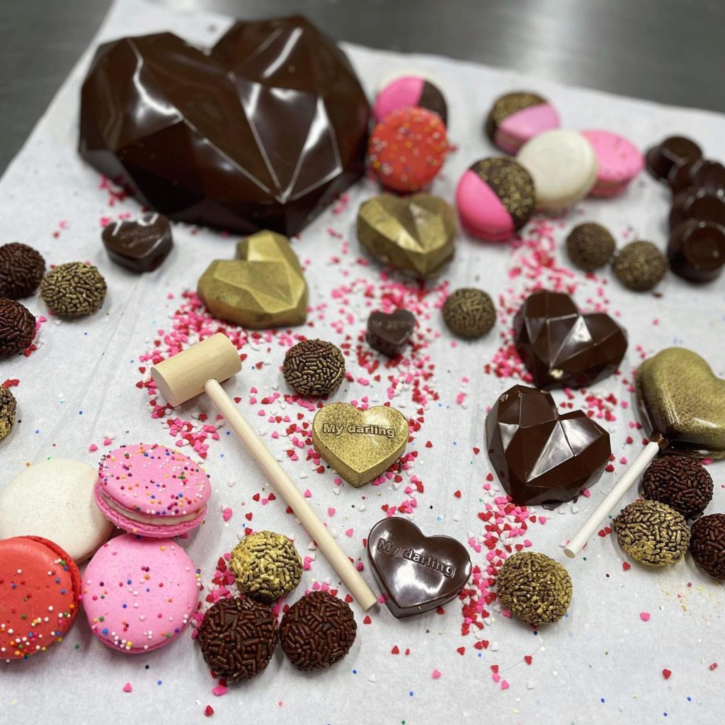 Many Macarons Bakery | Visit Windsor Colorado